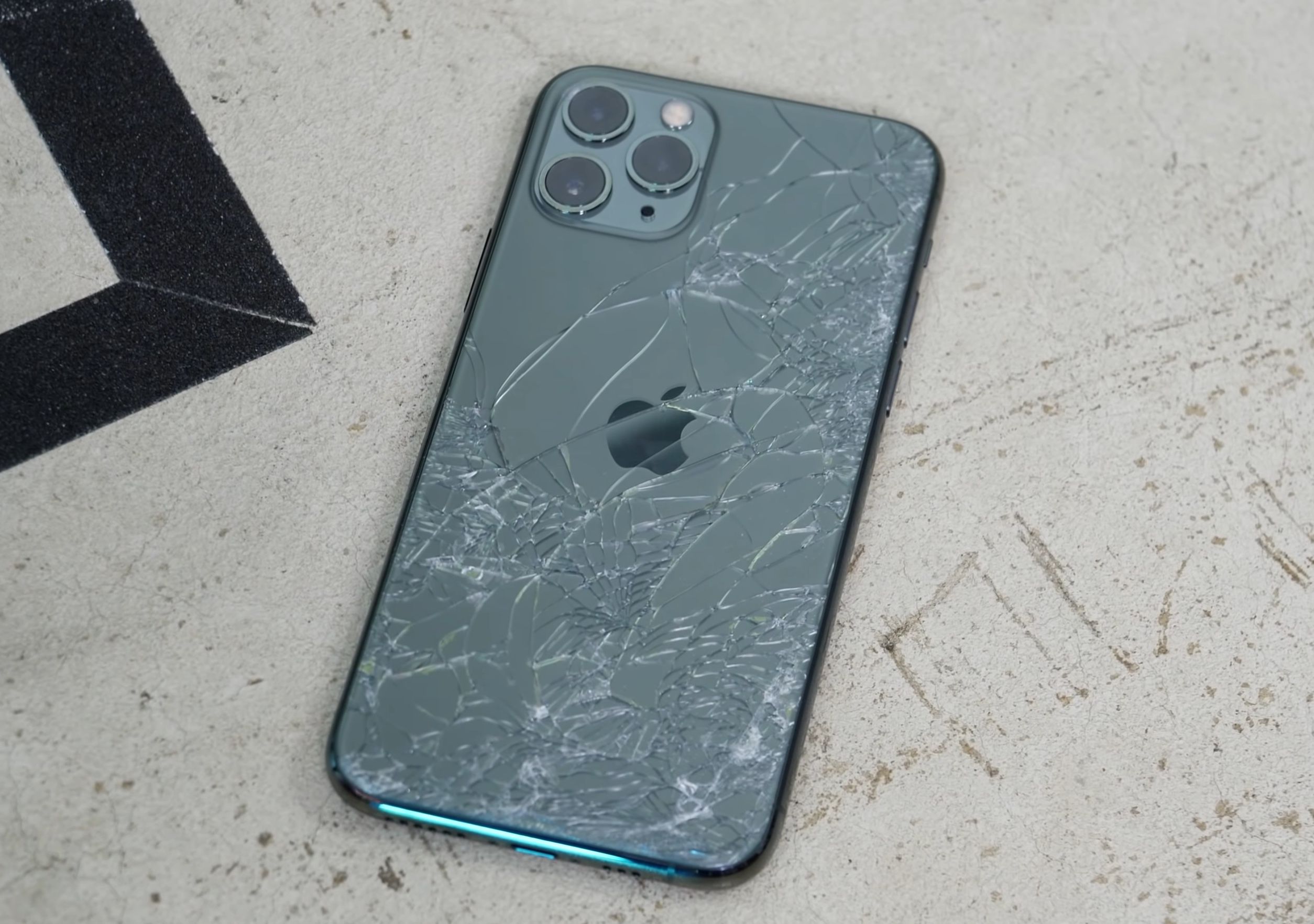 Le verre des iPhone 11 est plus résistant, mais casse toujours [MàJ ...