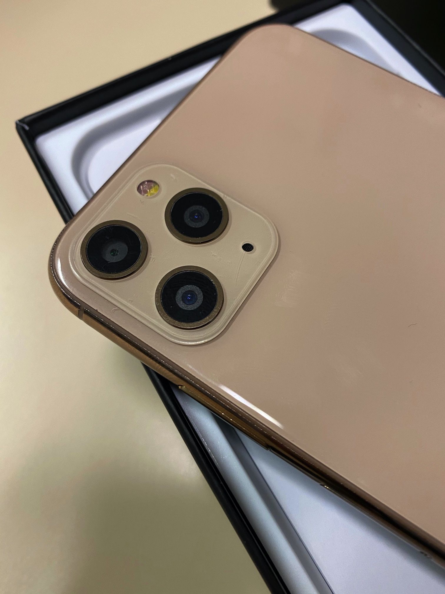 Des clones d'iPhone 11 Pro Max traînent sur Leboncoin 🆕 - iGeneration