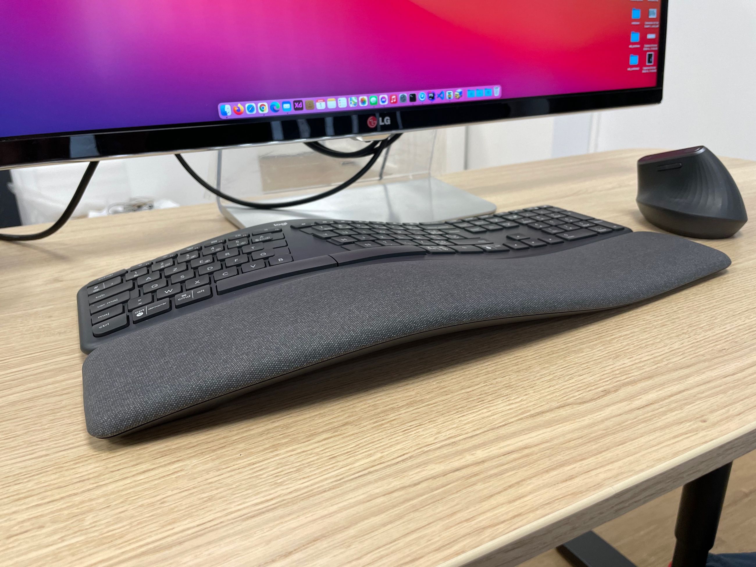 Aperçu du clavier ergonomique Logitech Ergo K860 en vente en France à ...