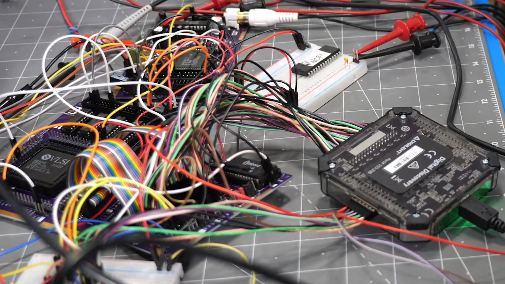 Il tente de fabriquer un Apple IIe « mini » avec une puce Apple ...