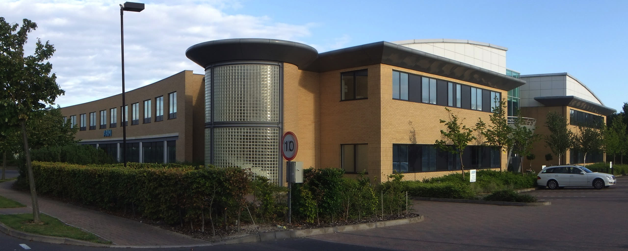 Arm développerait ses propres puces, une première - MacGeneration