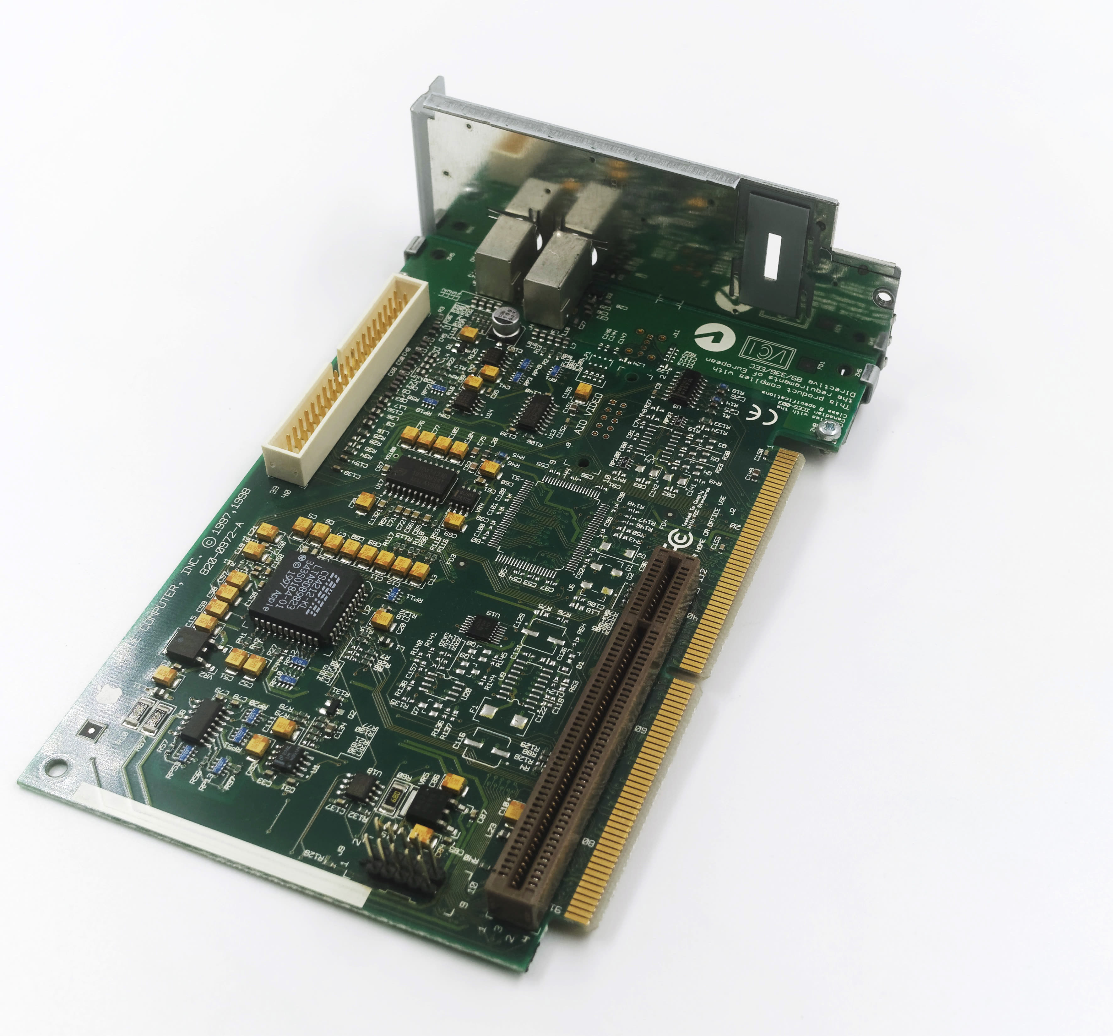 Le Power Mac G3 Beige aurait pu avoir de l'USB en même temps que l'iMac ...