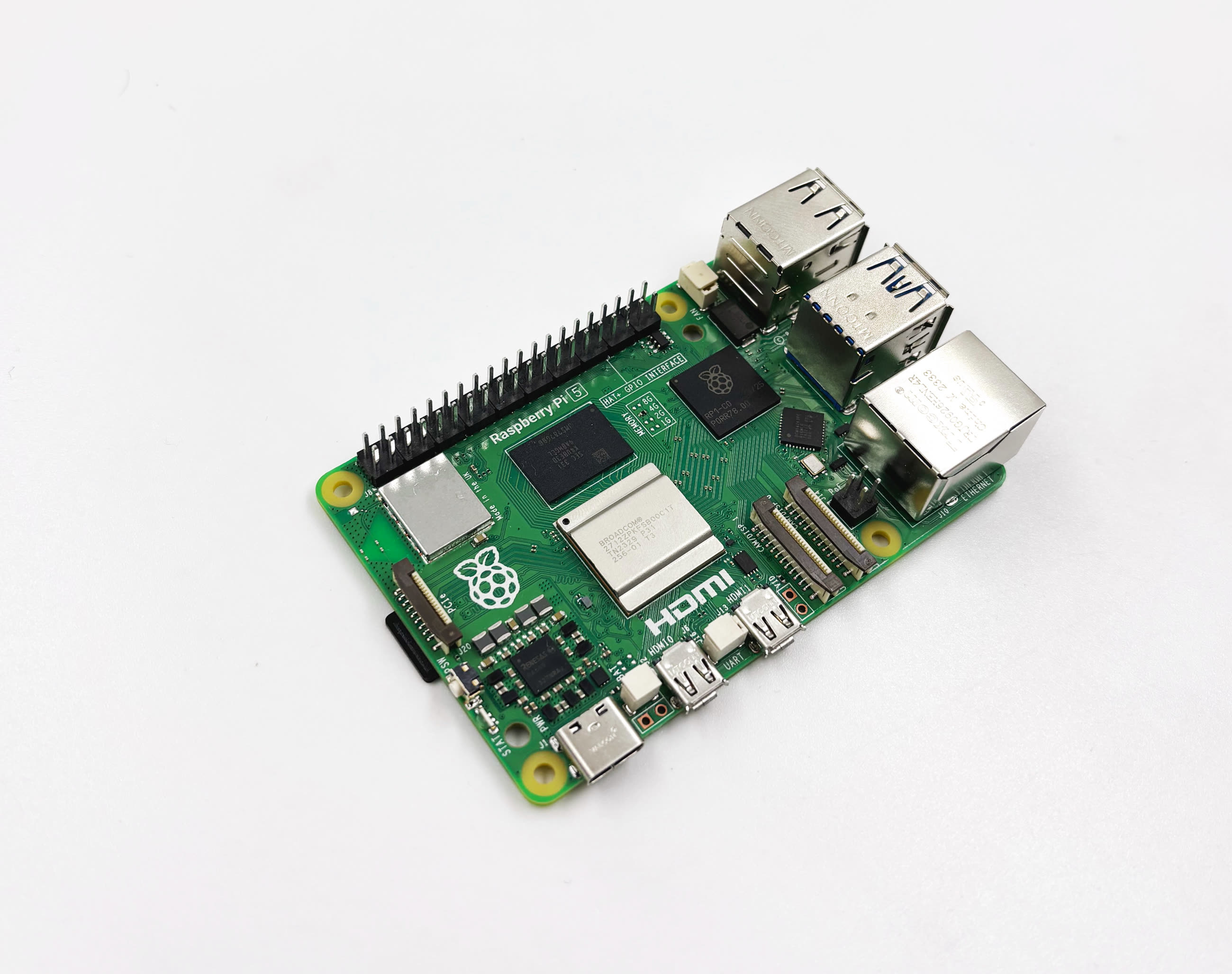 Une carte à la crème : le Raspberry Pi 5 vaut-il encore le coup ...