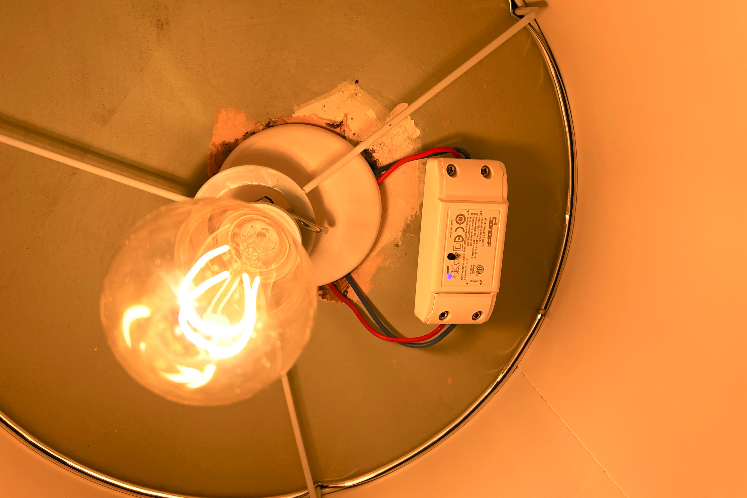 Test du Sonoff BASICR4, une solution pratique pour connecter les ...