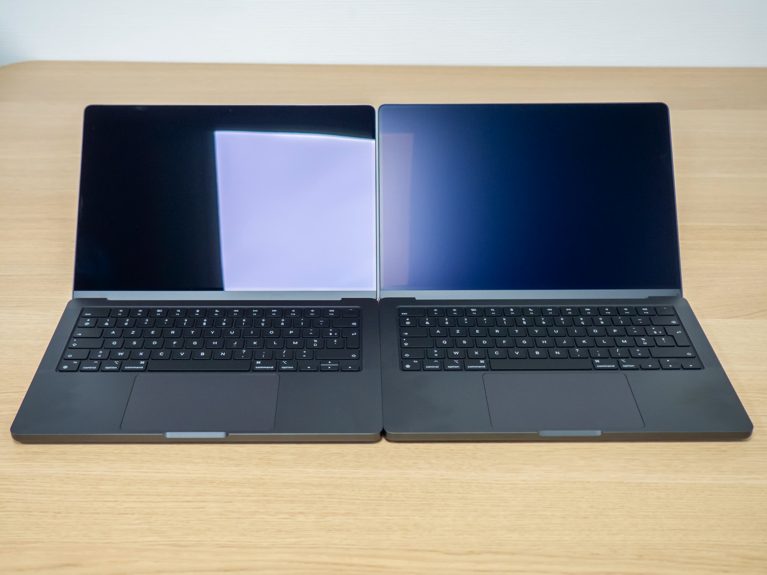 Prise en main du MacBook Pro M4 à écran nano-texturé - MacGeneration