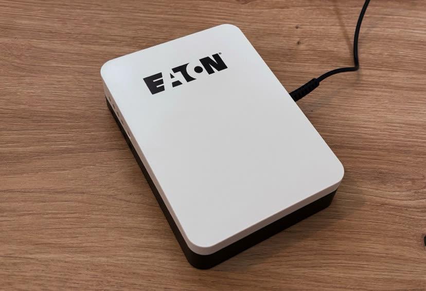 Test de l'Eaton 3S Mini : le mini onduleur pour les box internet… qui ...